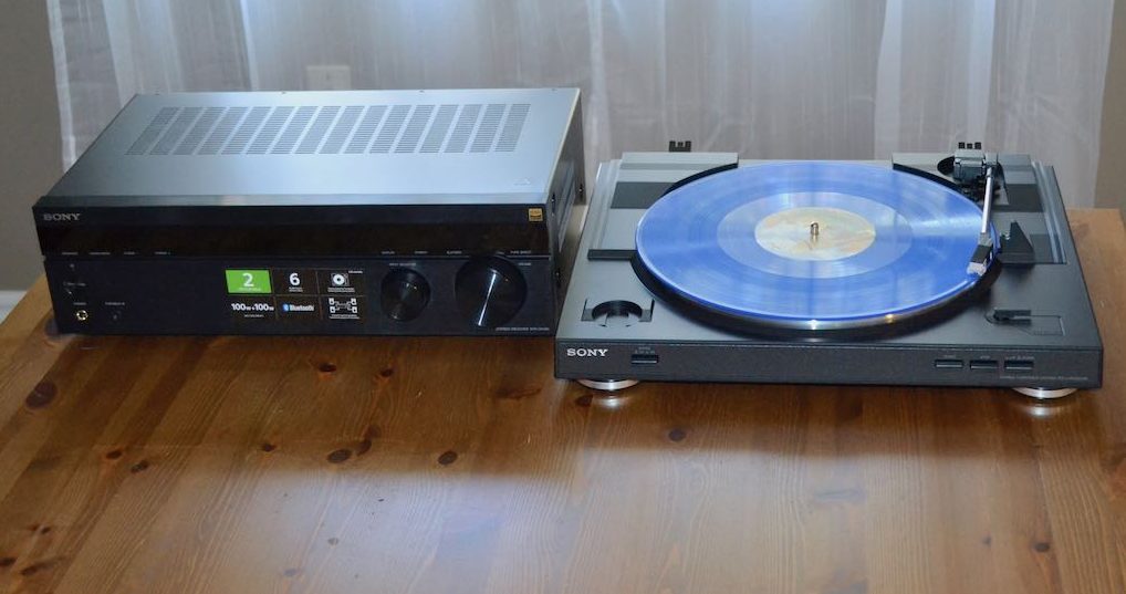 Courez la chance de gagner un tourne-disque et un récepteur de Sony ...